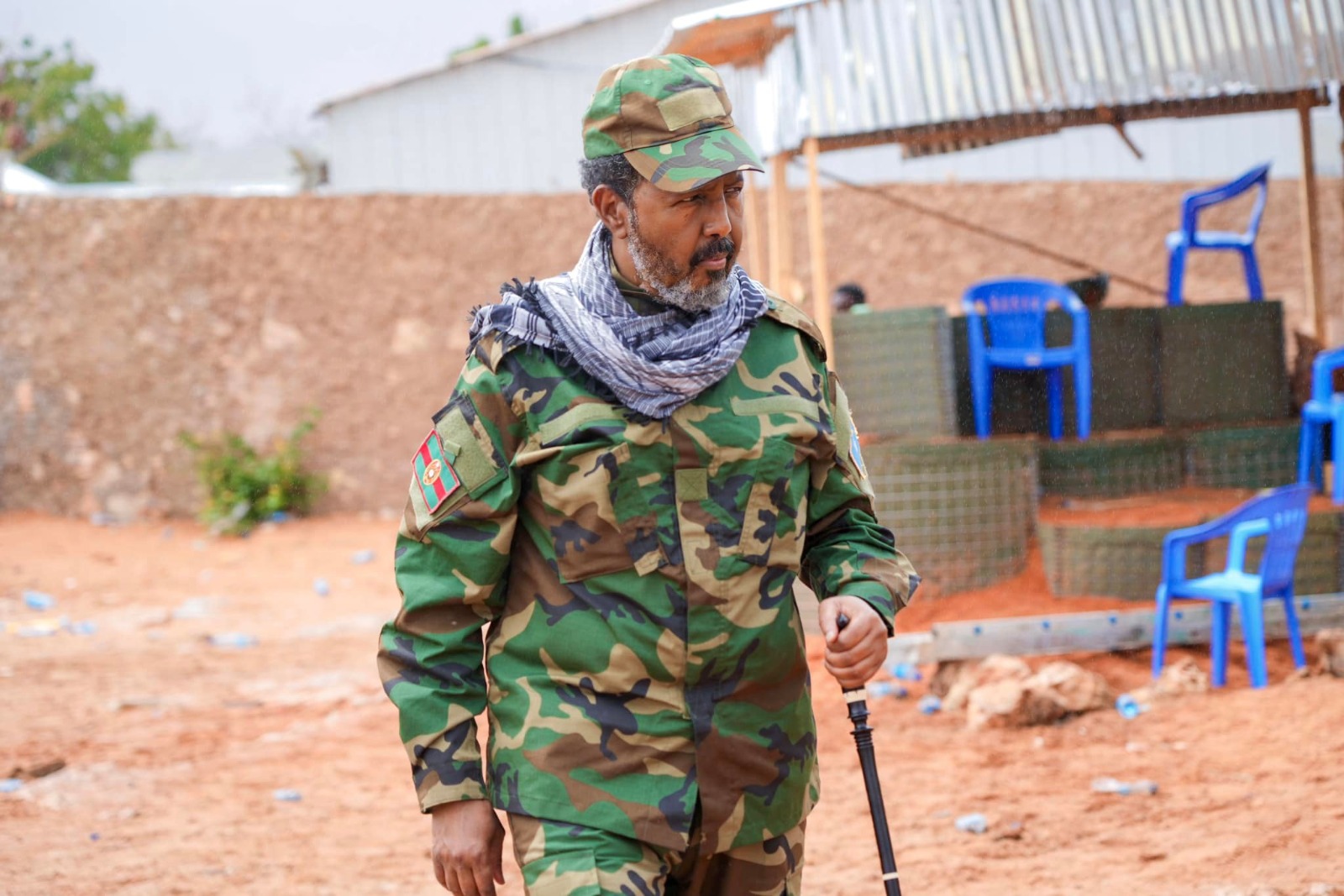 Madaxweyne Xasan Sheekh o kulan la qaatay hogaannada Taliska ciidanka ...